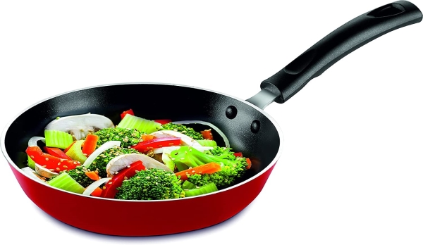 Pigeon Storm Series Fry Pan 200 - Buy Pigeon Storm Series Fry Pan 200's ...
